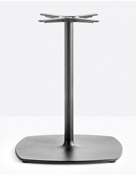 Stylus 5410 table base by Pedrali | Avant Garde